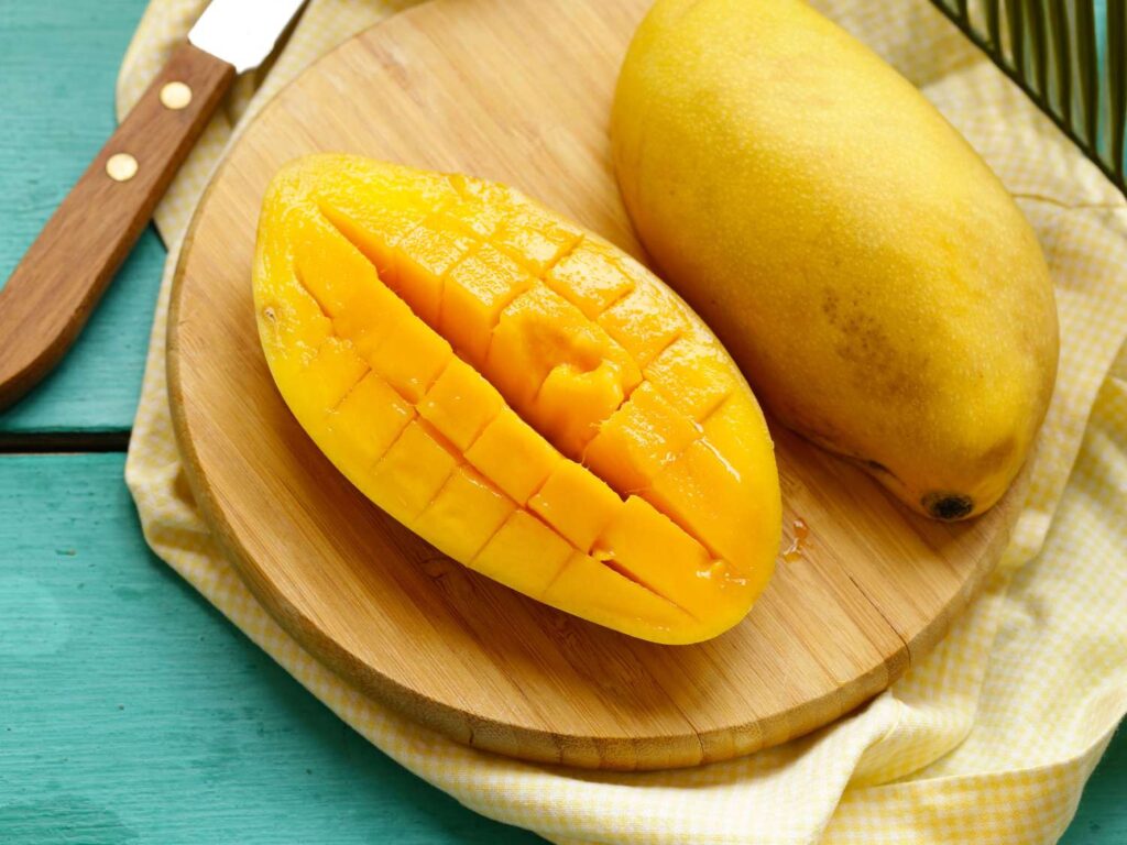 Comment savoir si une mangue est mûre : 7 techniques